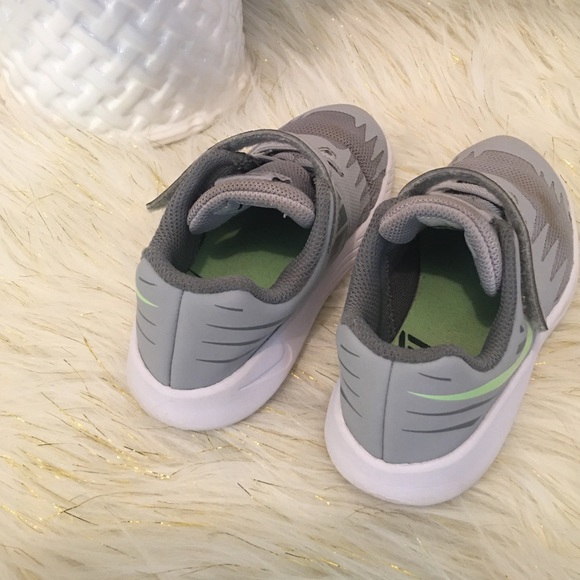 Nike | Shoes | Authentic Boy Nike Sneaker Us Size 9c | Poshmark